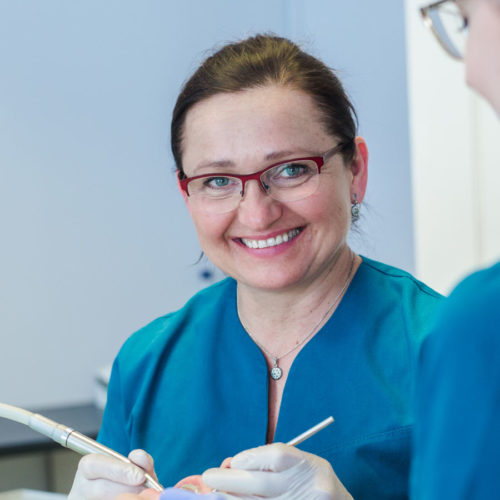 Protezy zębowe – Klinika Kunert